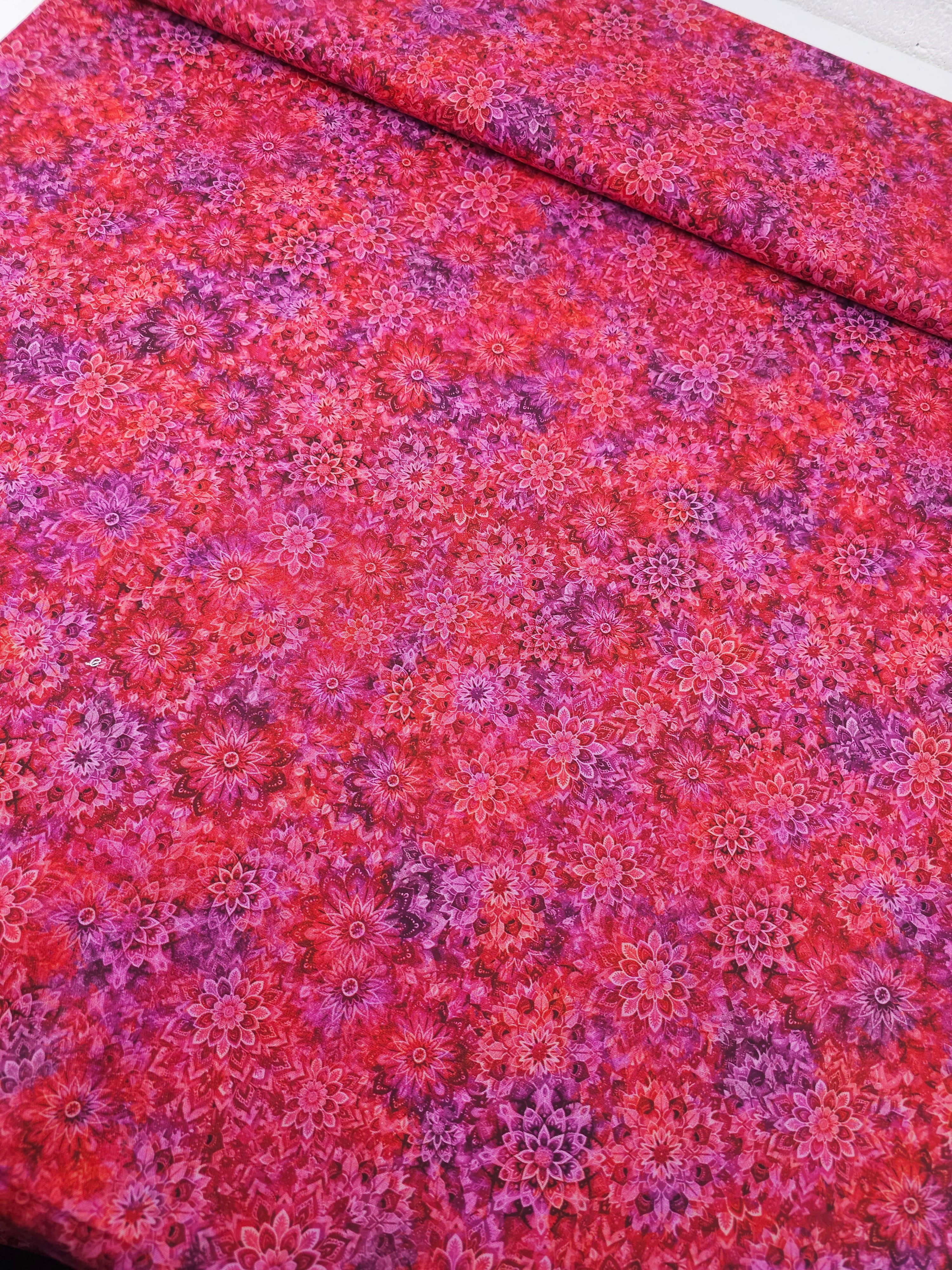 Berry Pink/Purple Dancing Dahlias Kaleidoscope 100% Cotron 106" *EXTRA ...